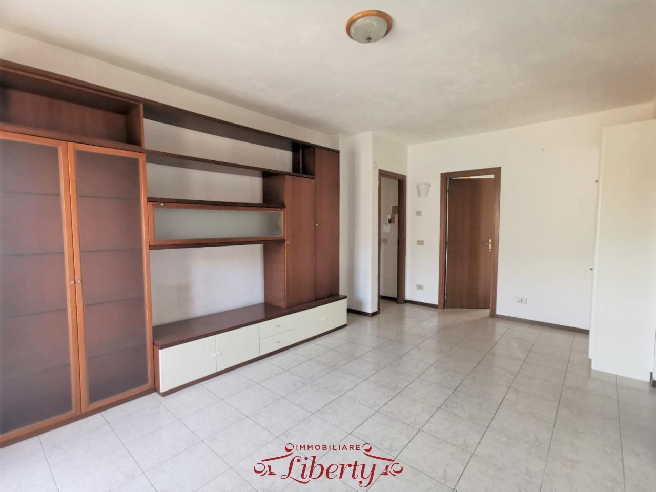 Appartamento in vendita a Viareggio
