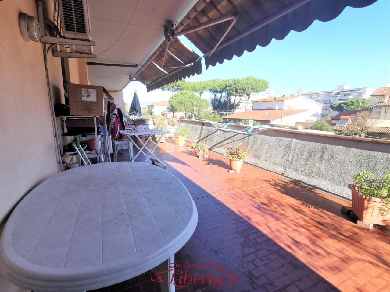 Appartamento in vendita a Viareggio