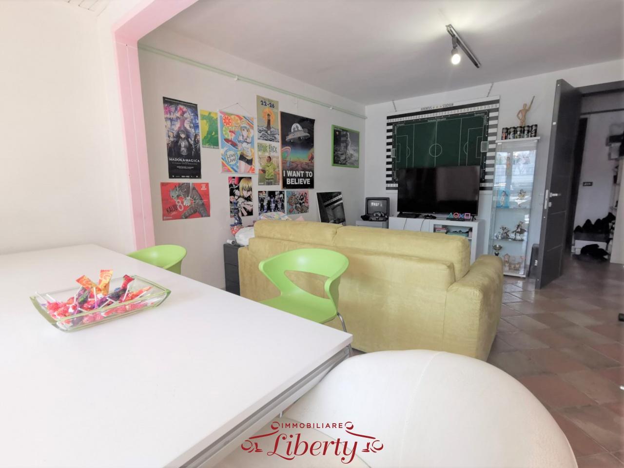 Casa indipendente in vendita a Viareggio