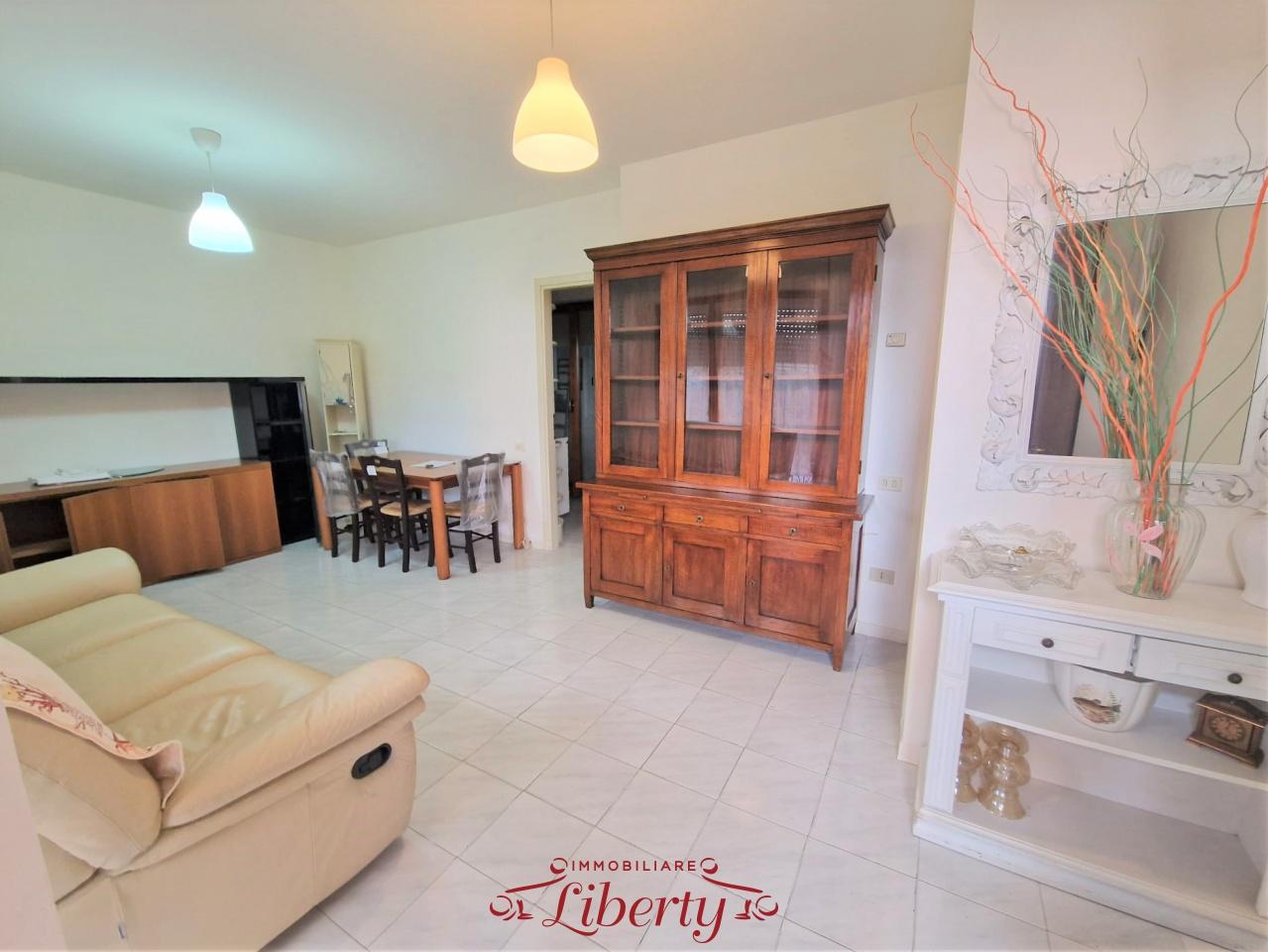 Appartamento in vendita a Viareggio
