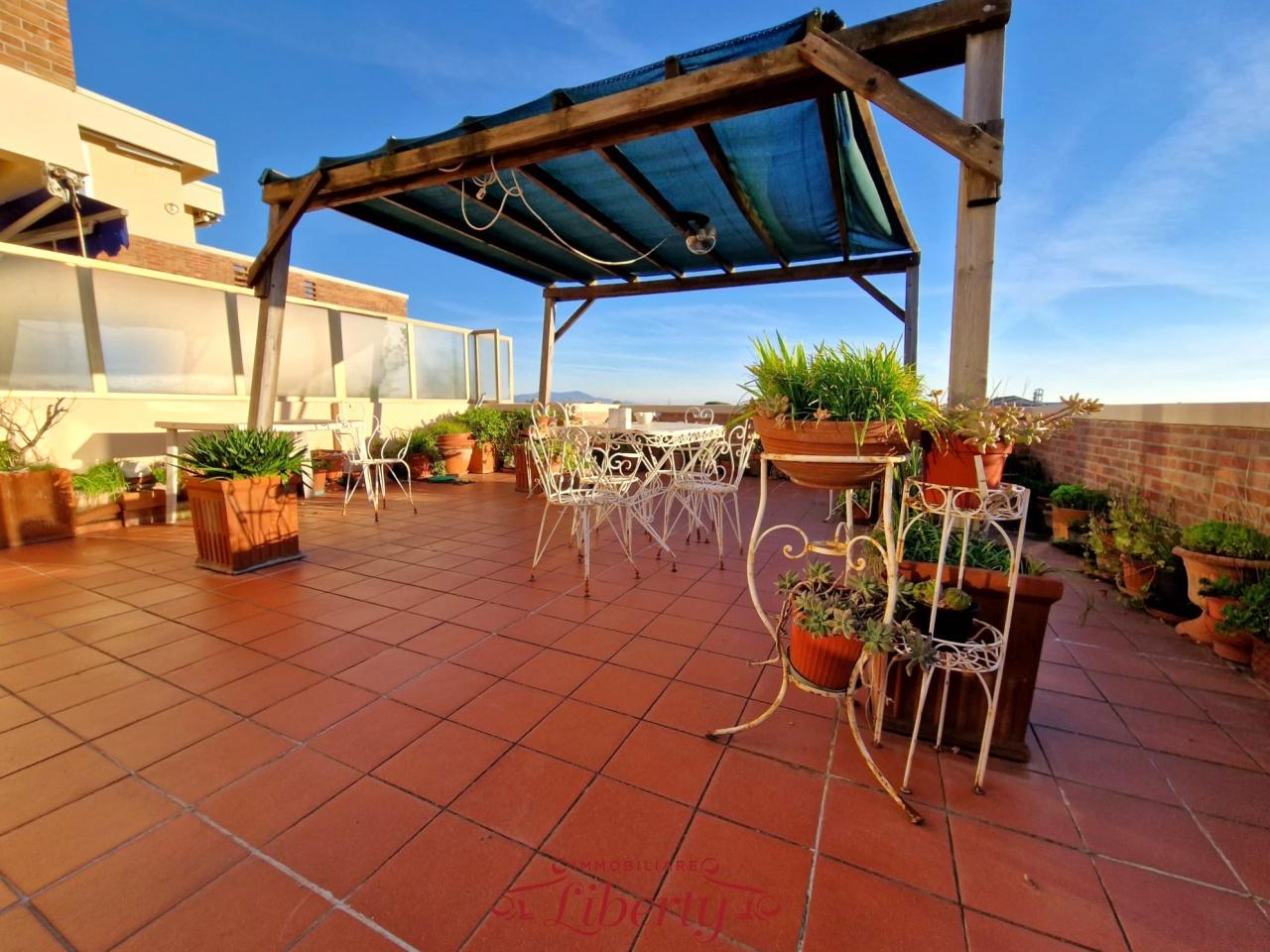 Appartamento in vendita a Viareggio