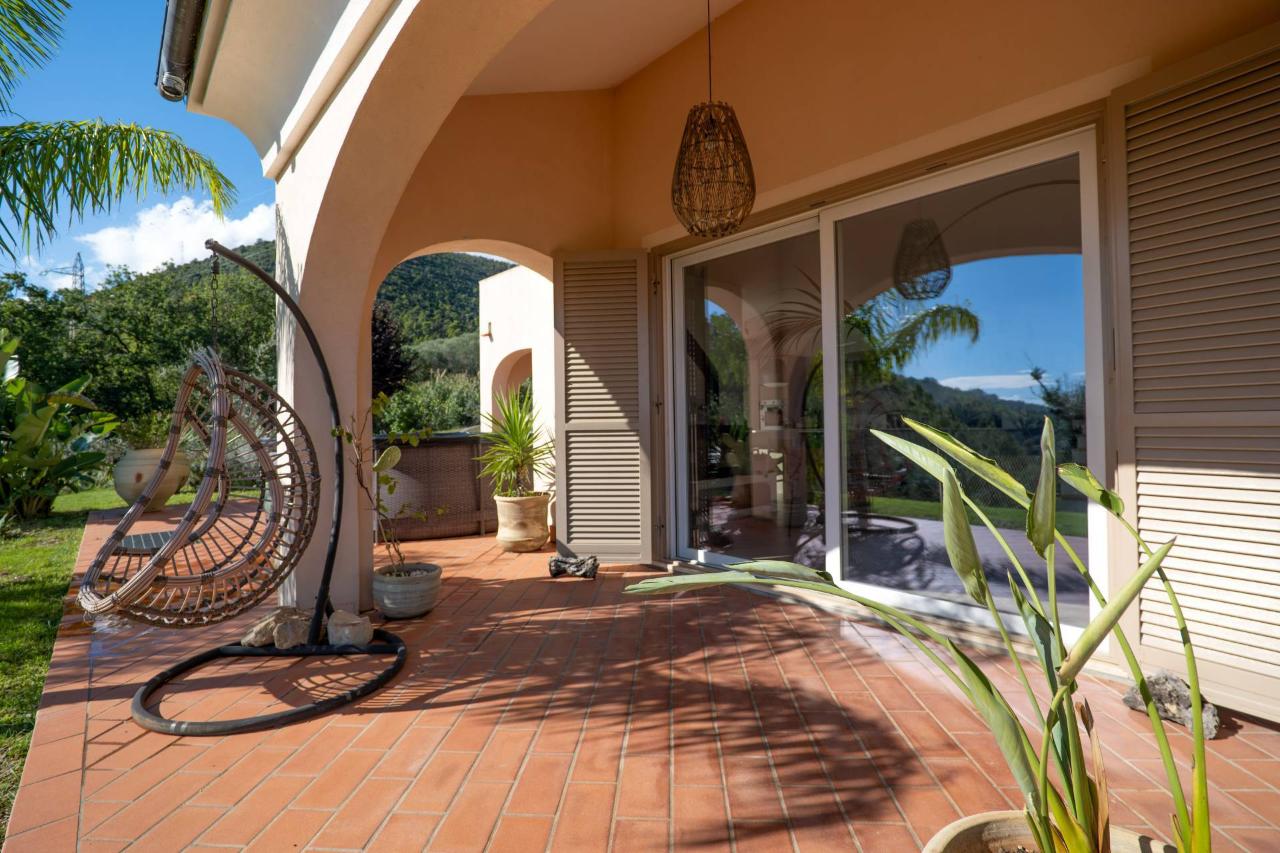 Villa in vendita a Pietra Ligure