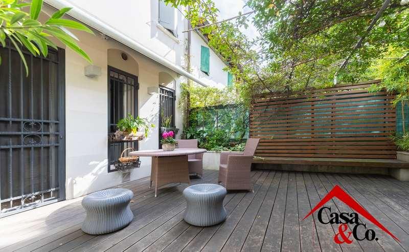 Villa unifamiliare in vendita a Modena