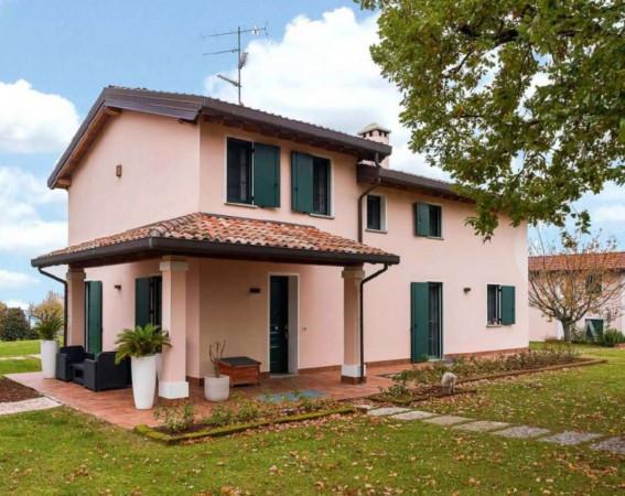 Villa in vendita a Dozza