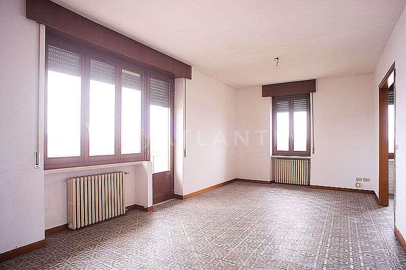 Appartamento in vendita a Roverbella