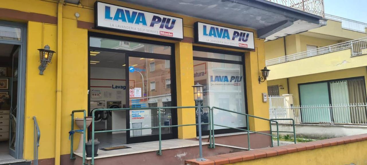 Esercizio commerciale in vendita a Sora