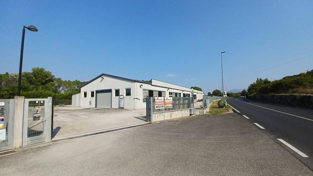 Negozio in vendita a Ceccano