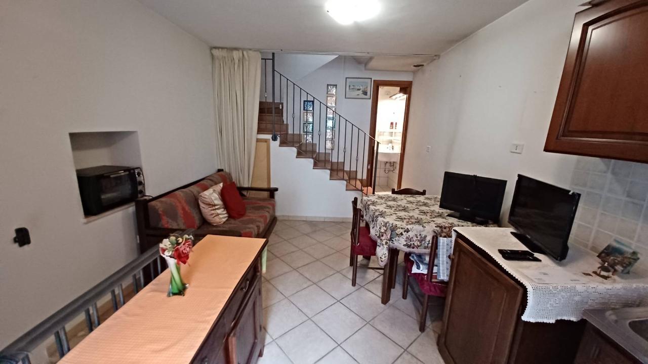 Casa indipendente in vendita a Vallecorsa