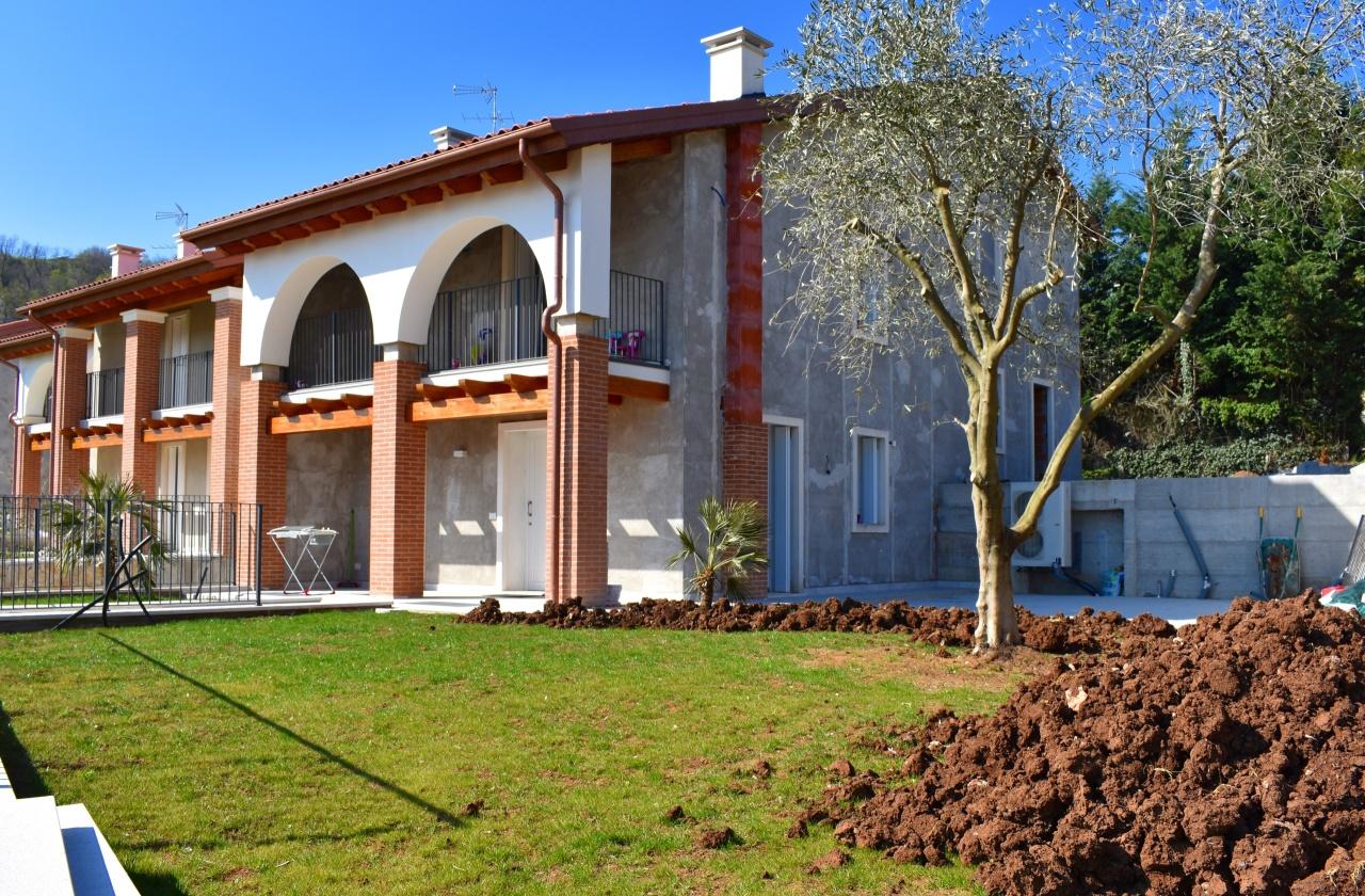 Villa a schiera in vendita a Trissino