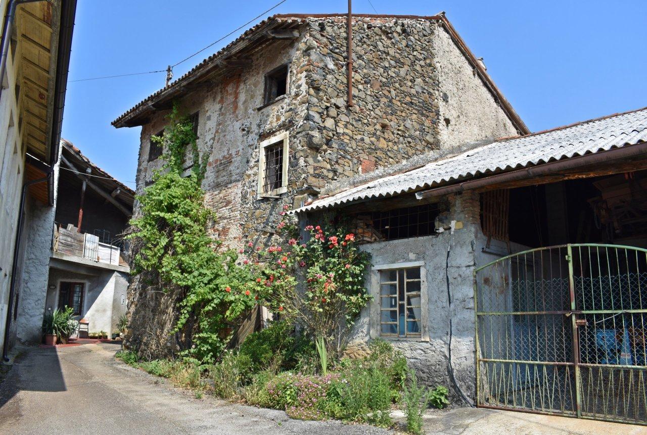 Rustico in vendita a Brogliano