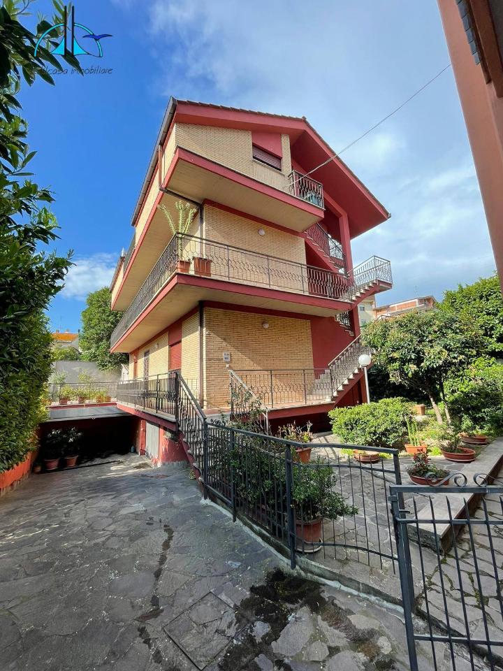 Appartamento in affitto a Fara In Sabina