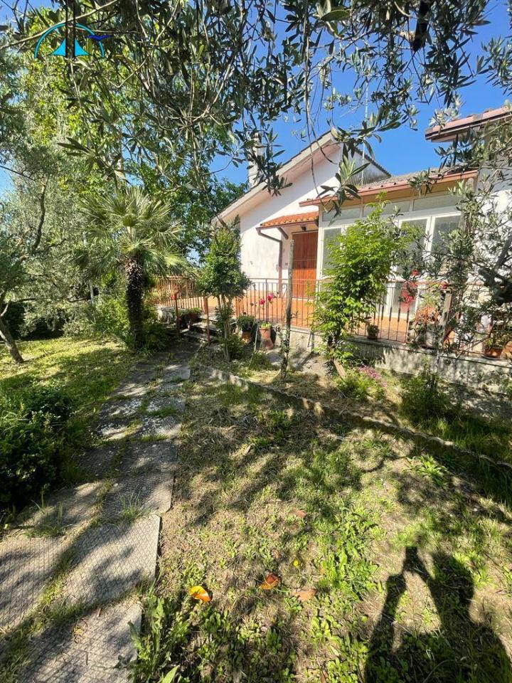 Appartamento in vendita a Montelibretti