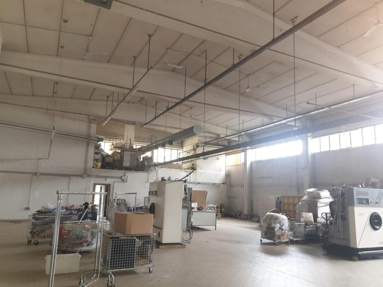 Capannone in vendita a Carpi