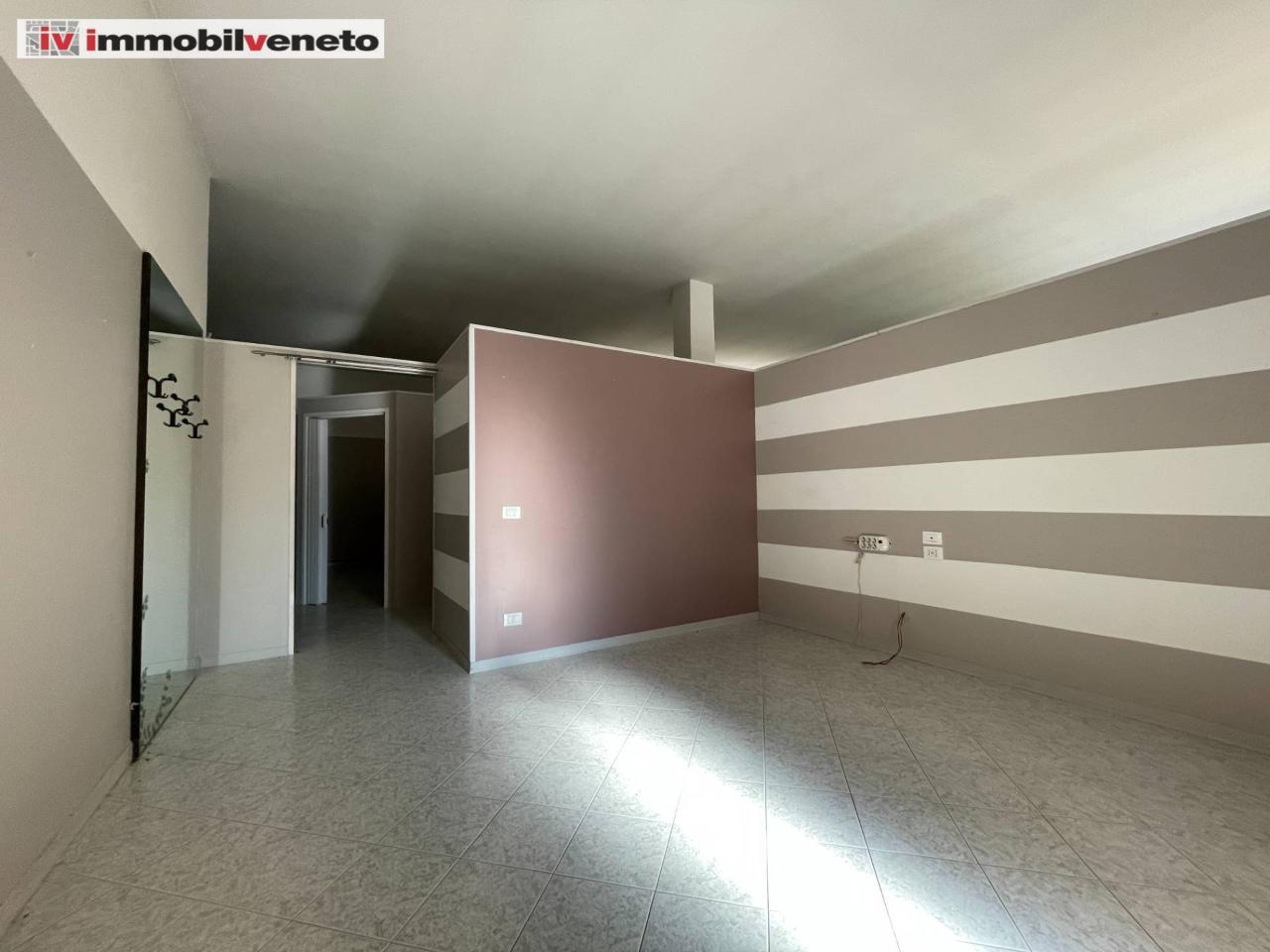 Esercizio commerciale in affitto a Orgiano