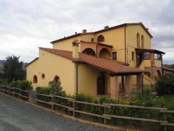 Appartamento in vendita a Montecatini Val Di Cecina