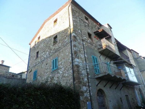 Appartamento in vendita a Montecatini Val Di Cecina