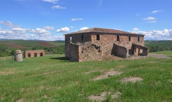 Rustico in vendita a Lajatico