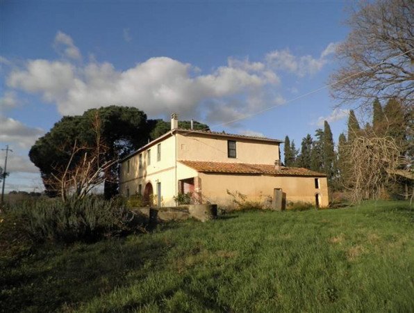 Rustico in vendita a Rosignano Marittimo