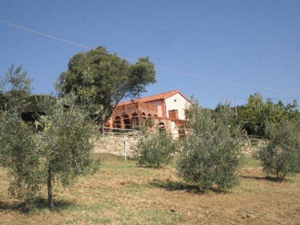 Rustico in vendita a Rosignano Marittimo