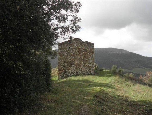 Rustico in vendita a Montecatini Val Di Cecina