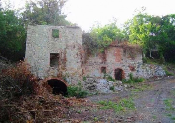 Rustico in vendita a Riparbella