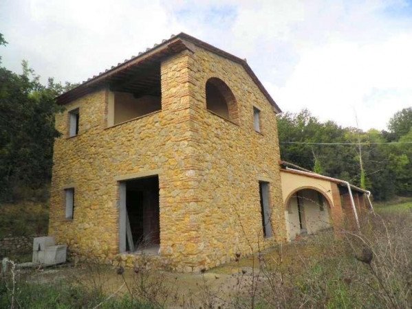 Rustico in vendita a Riparbella