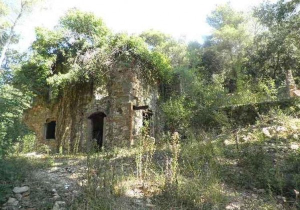 Rustico in vendita a Rosignano Marittimo