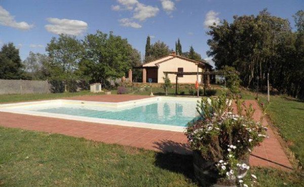 Villa in vendita a Monteverdi Marittimo