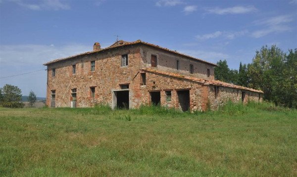 Rustico in vendita a Lajatico