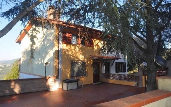 Appartamento in vendita a Castellina Marittima