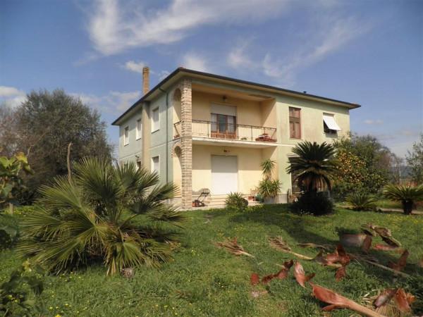 Villa in vendita a Castagneto Carducci