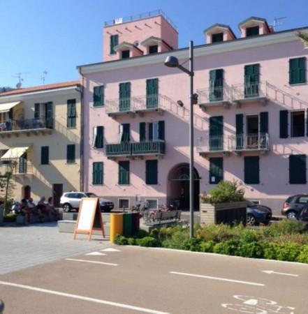 Appartamento in vendita a Ospedaletti