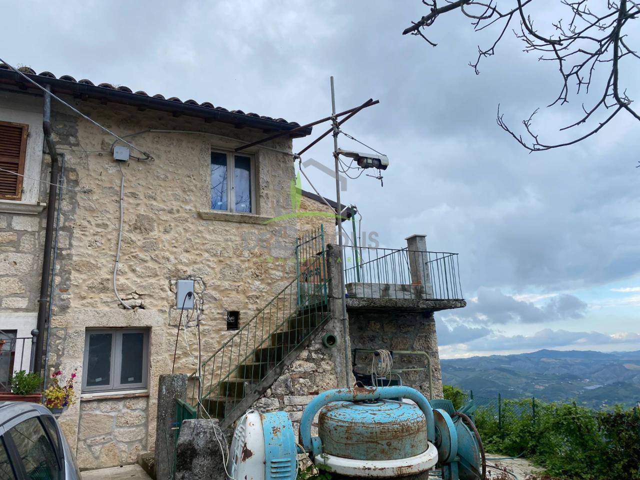 Casa indipendente in vendita a Ascoli Piceno
