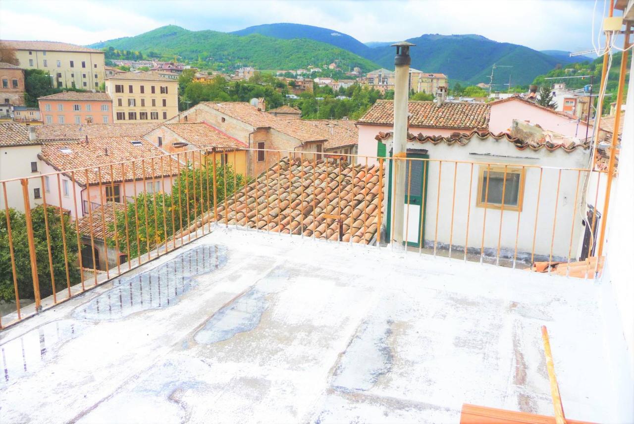 Casa indipendente in vendita a Fabriano