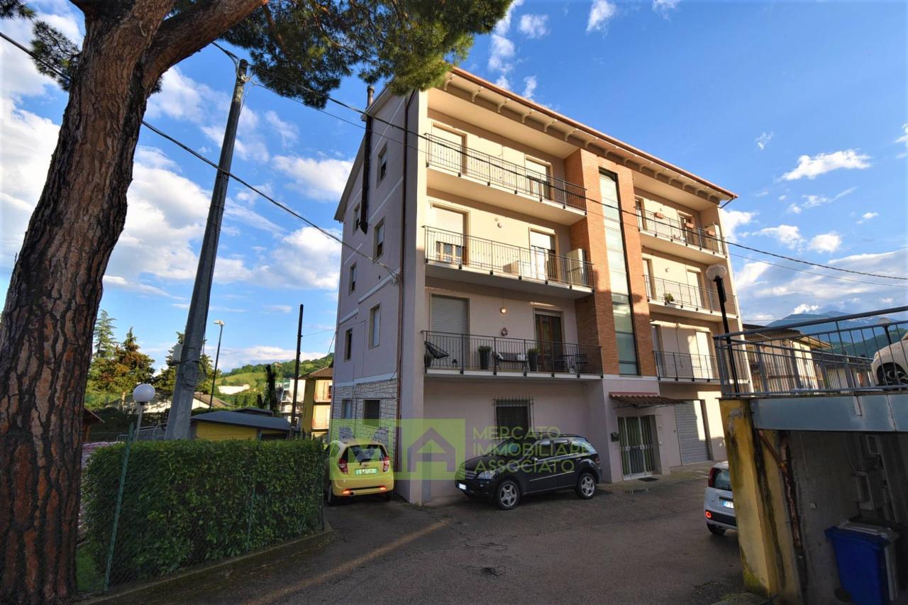 Appartamento in vendita a Amandola