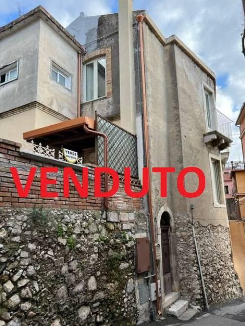 Porzione di casa in vendita a Taormina