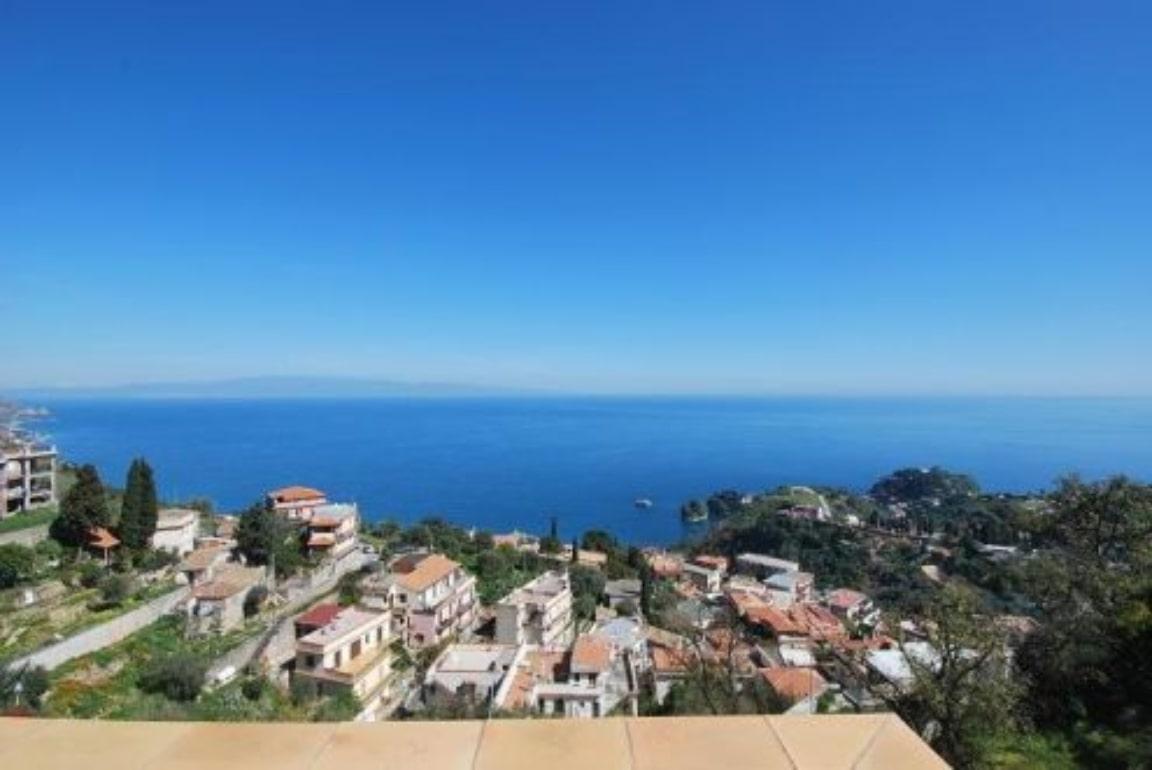 Appartamento in vendita a Taormina