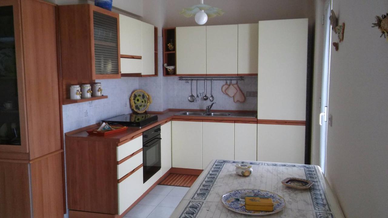 Appartamento in vendita a Santa Teresa Di Riva
