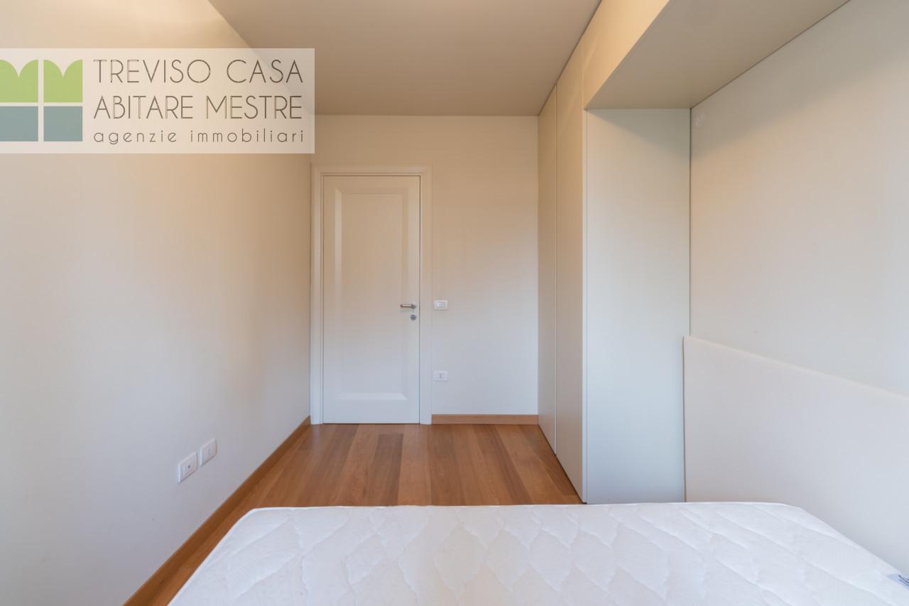 Appartamento in vendita a Treviso Foto-24