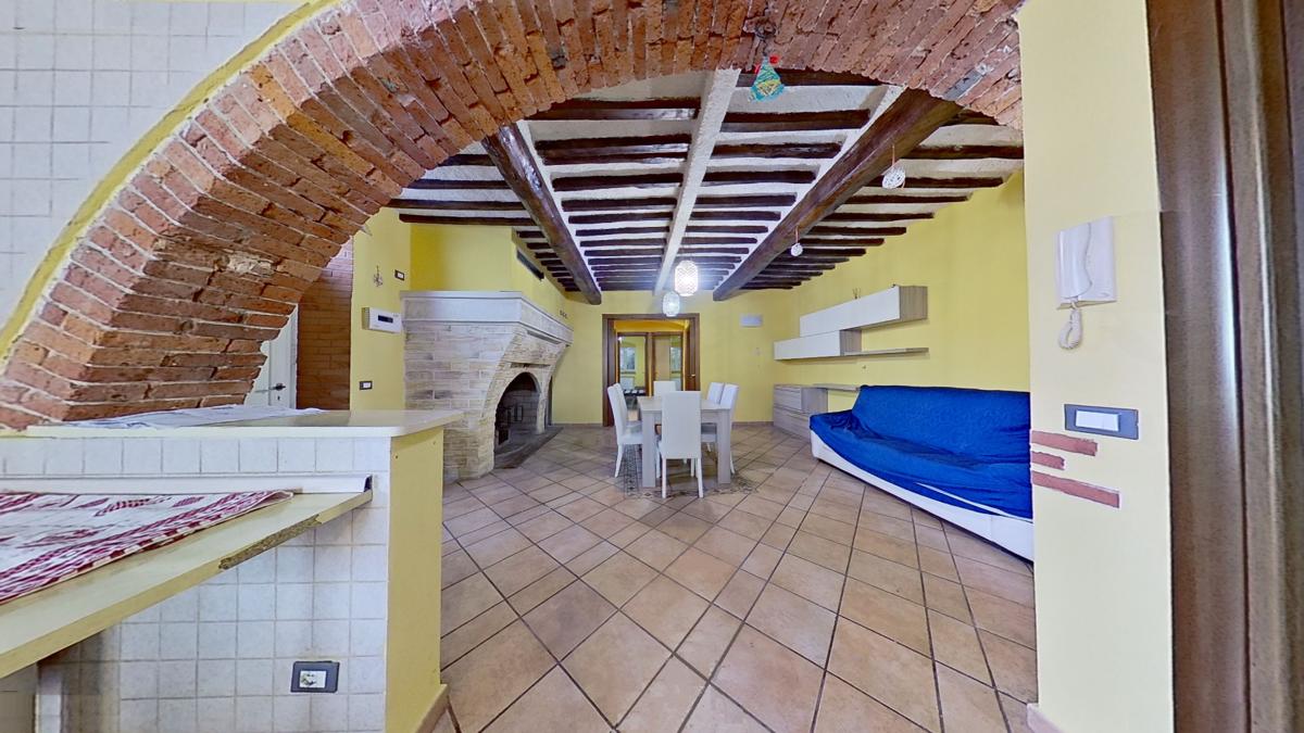 Appartamento in vendita a Carrara