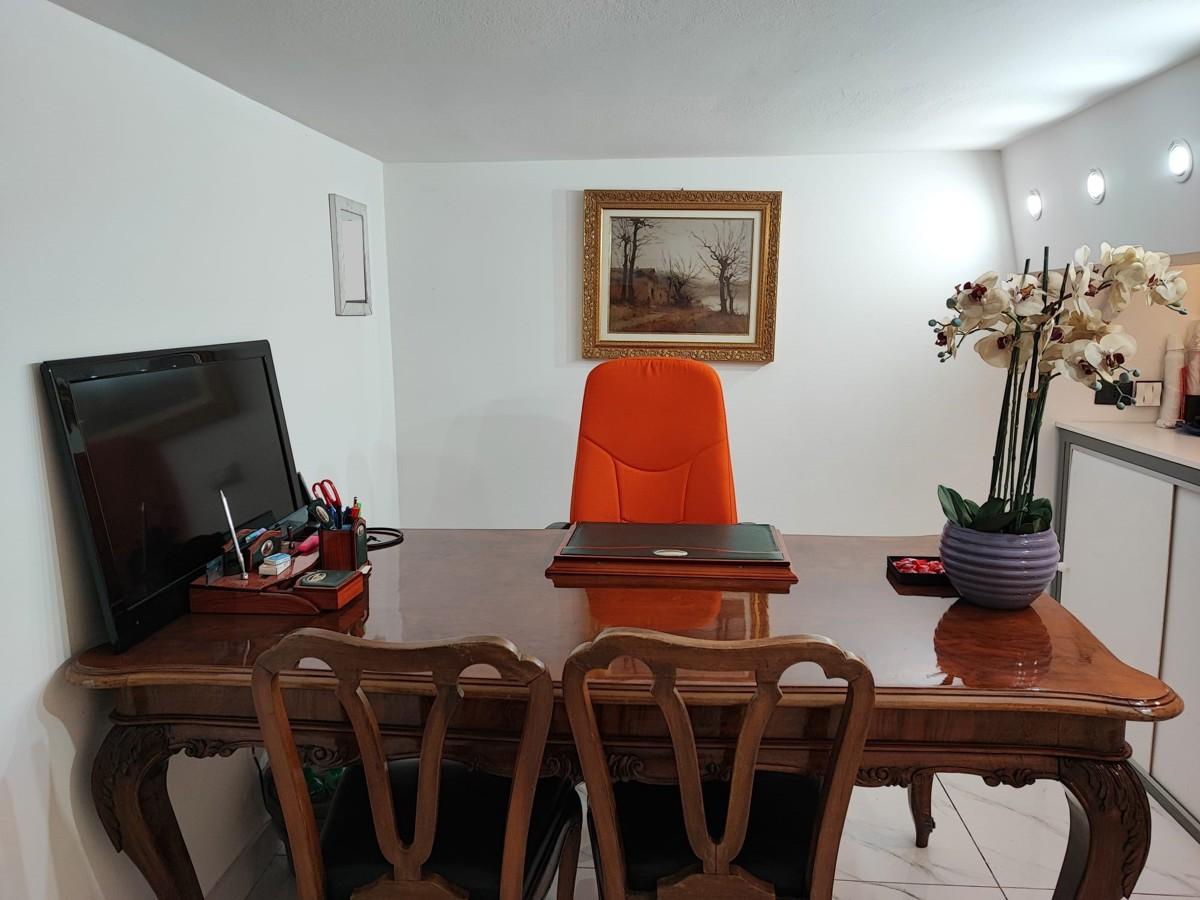 Negozio in vendita a Sesto San Giovanni