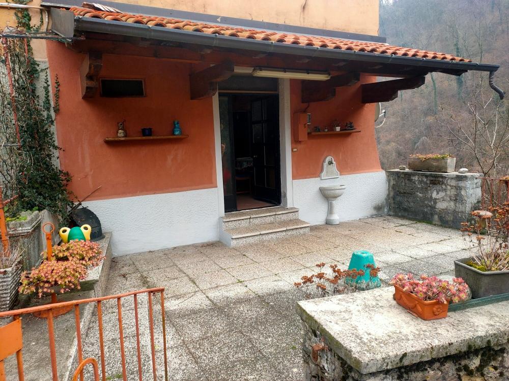 Appartamento in vendita a Caslino D'Erba