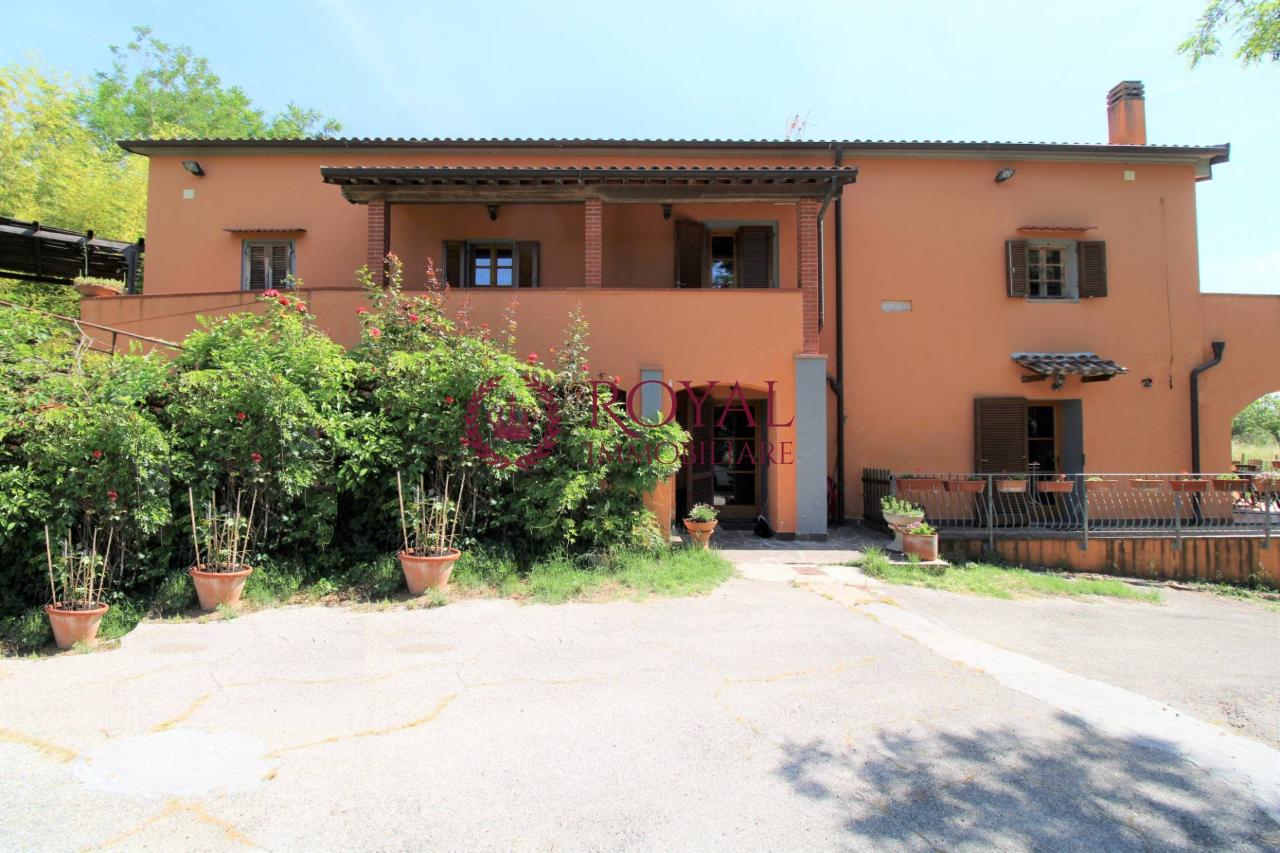 Rustico in vendita a Collesalvetti