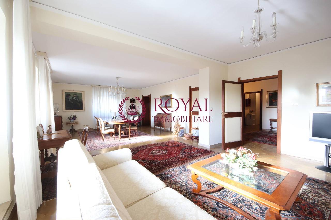 Appartamento in vendita a Livorno