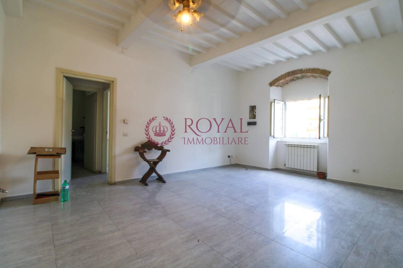 Appartamento in vendita a Livorno