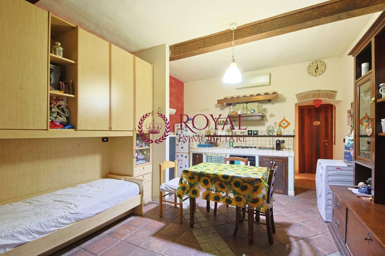 Appartamento in vendita a Livorno