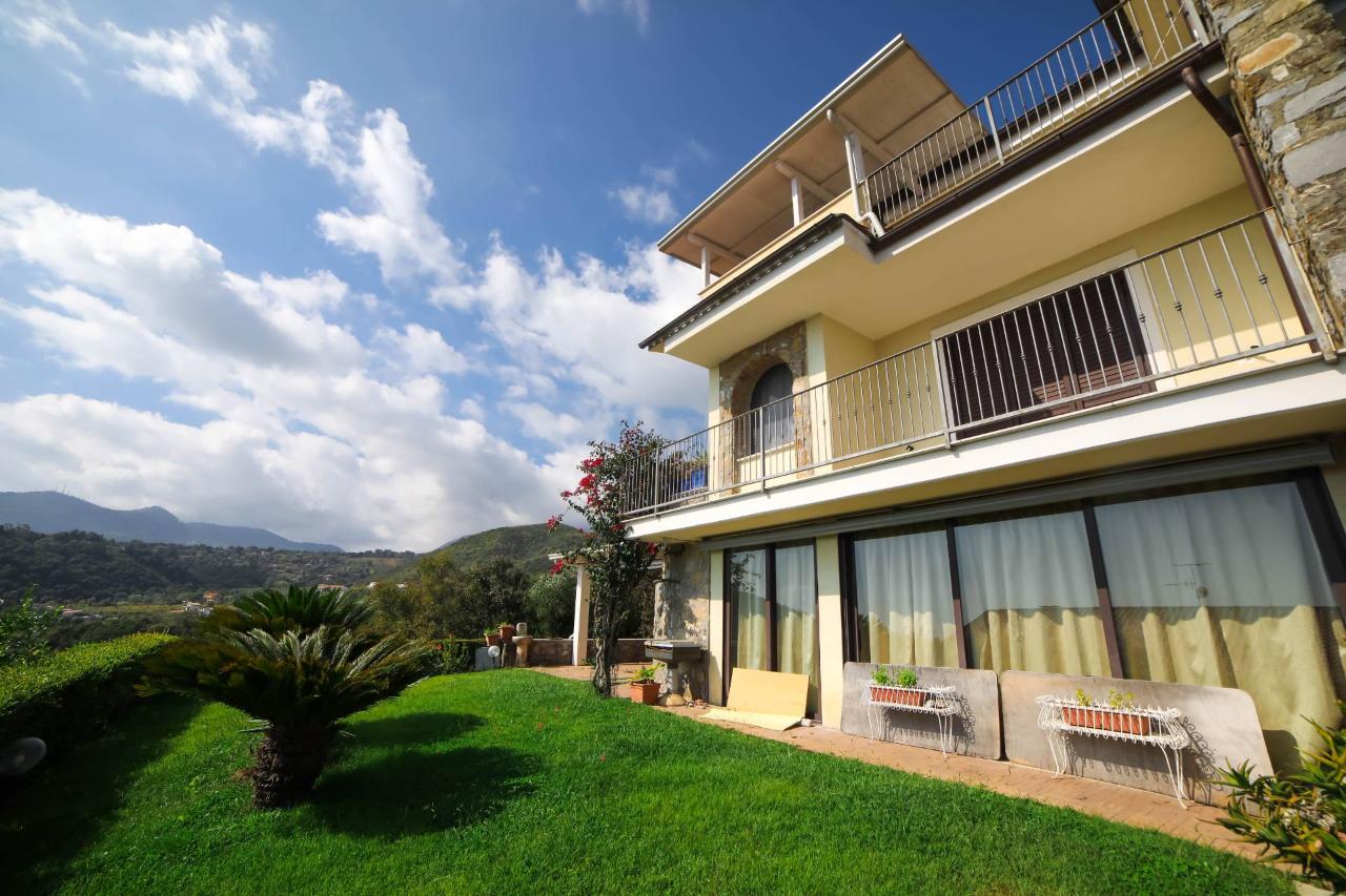 Villa in vendita a Santa Marina