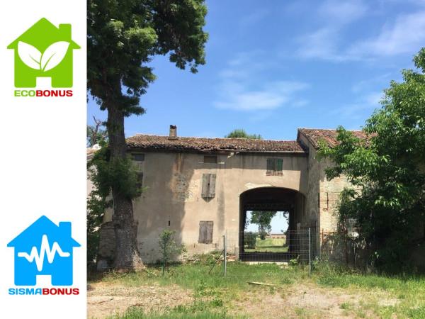Rustico in vendita a Parma