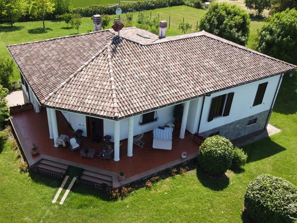 Villa in vendita a Traversetolo