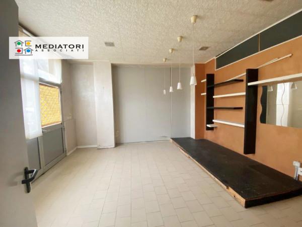 Negozio in vendita a Parma